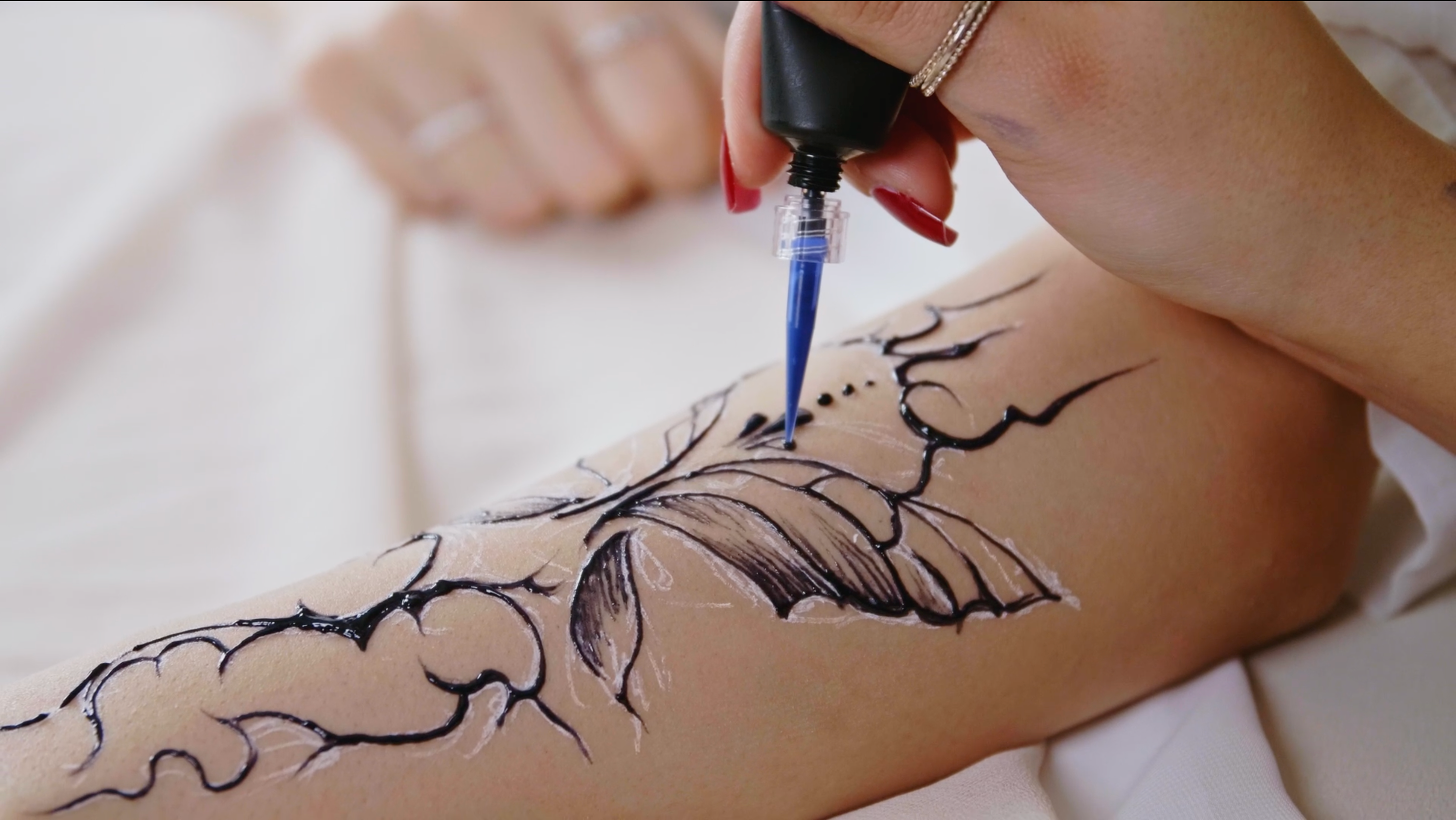 Jagua Henné - Fournisseur Premium de Jagua Gel, Poudre et Jus - Jagua Henna